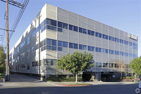 10474 Santa Monica Blvd Los Angeles Ca 90025 Loopnet