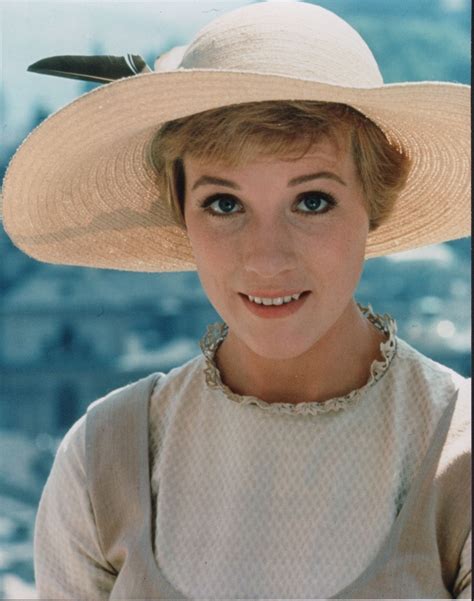 Julie Andrews Maria Von Trapp The Sound Of Music 1965 Capt Von