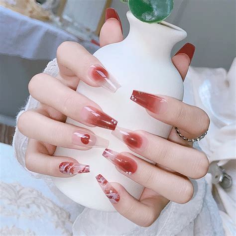 와인 레드 그라데이션 가짜 네일 팁 흰색 파도 디자인 네일 세트 프레스 온 손톱 재사용 가능한 인공 손톱 진주