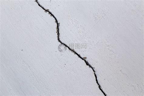 墙上混凝土的大规模裂缝在极端封闭中高清图片下载 正版图片506189139 摄图网 墙上混凝土的大规模裂缝在极端封闭中高清图片下载 正版图片506189139 摄图网