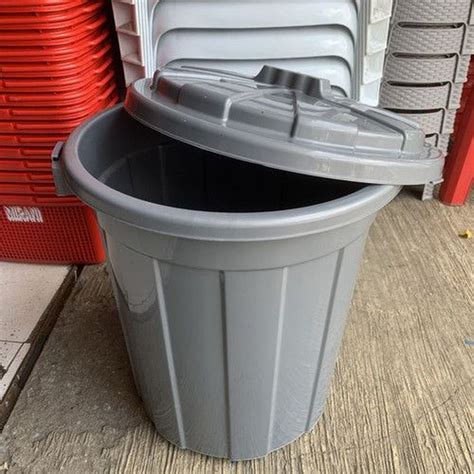 Tong Sampah Besar