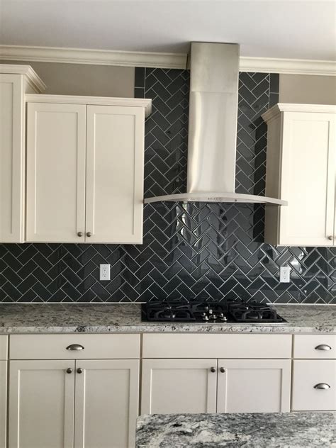 Pin On Kitchen In The Works Kitchen Backsplash Designs Galley