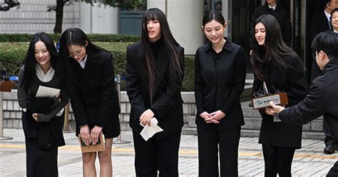 독자 활동 막힌 뉴진스 함께 즐겁게 보낼 시간 올 것