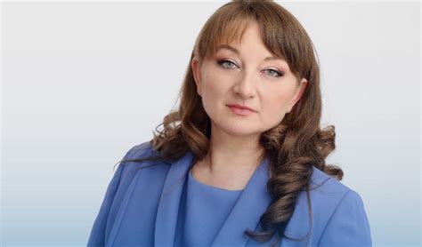 Деница Сачева Бюджетът е на дефицит 4 5 милиарда не са разплатени към общините