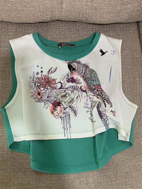 Hanging Crop Top Womens Fashion Tops Sleeveless On Carousell