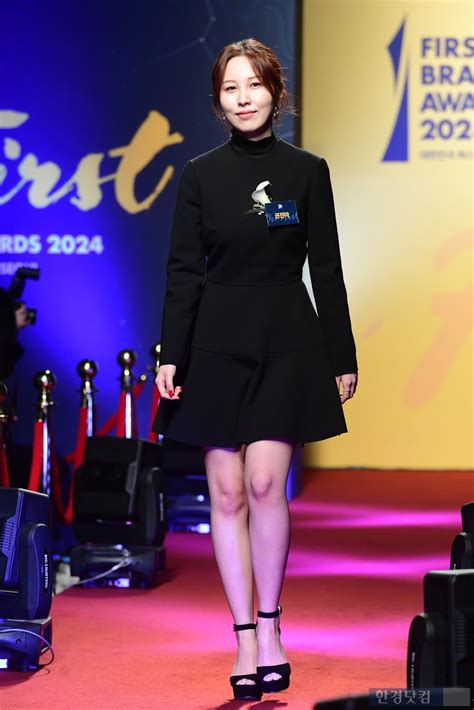 권진아 아름다움 뽐내며~ 한국경제