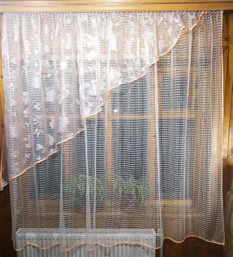 Фіранка коротка готова кухонна Фаїна молочна гілочка персик ліва 170 280 см купити онлайн на