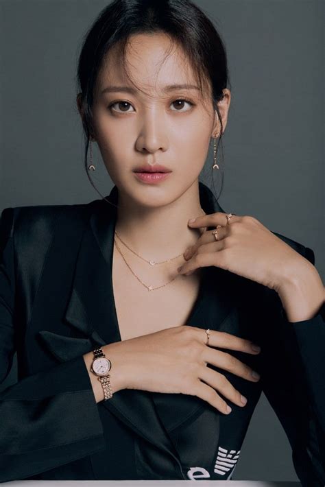 Claudia Kim 2019 แฟชั่น