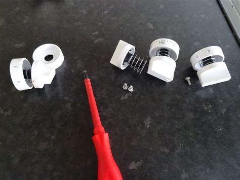 Electric Cooker Oven Troubleshooting And Repair Cooker Oven Timers PCB LCD Removal