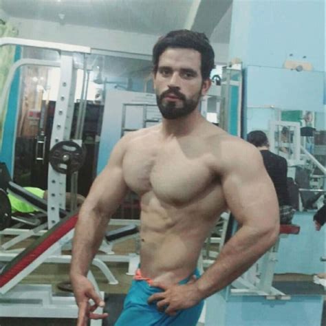 Pin On Pakistani Muscular Men Pakistani Boys