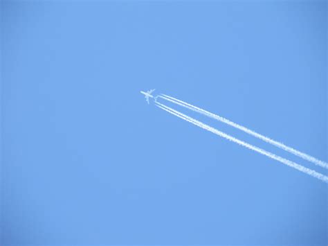 4k Vehicle Airplane Aircraft Contrails Hd Wallpaper