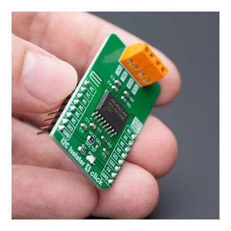 mikroe i2c isolator 4 click board™ mikroe 4675 debug store