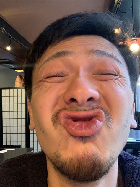 ばかメロディmax🍹🍜🐰 On Twitter 28歳おぢさんのキス顔 笑