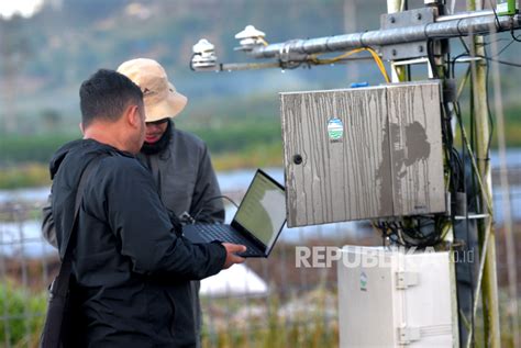 Proses Kalibrasi Alat Pengukur Suhu Di Dataran Tinggi Dieng Republika Online