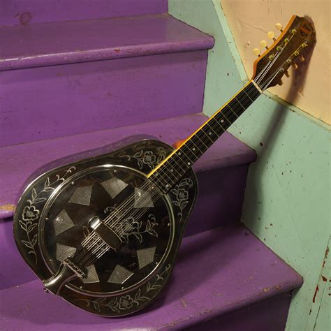 1928 National Style 2 Tricone Resonator Mandolin