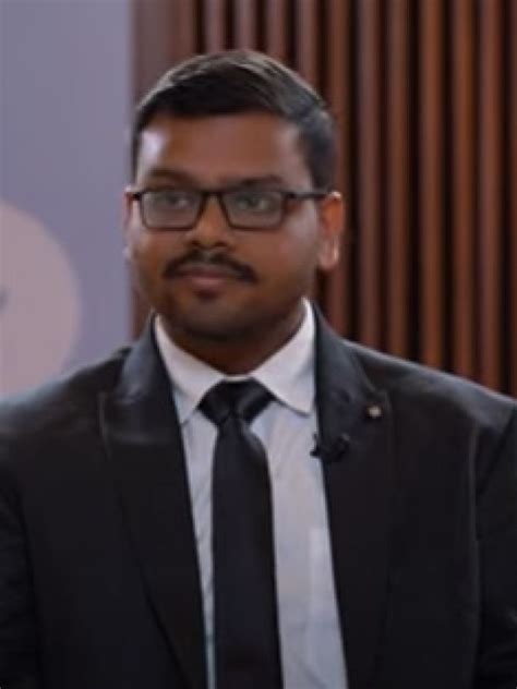 लखनऊ के आदित्य श्रीवास्तव ने क्या पढ़कर Upsc सिविल सेवा को किया टॉप