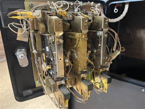 1979 Atari Asteroids Upright Arcade Machine Coin Op Stuff