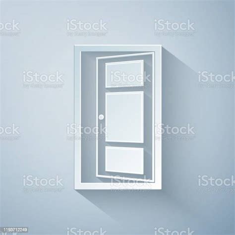종이 잘라 회색 배경에 격리 된 문 아이콘을 엽니다 종이 아트 스타일입니다 벡터 일러스트레이션 3차원 형태에 대한 스톡 벡터 아트 및 기타 이미지 Istock
