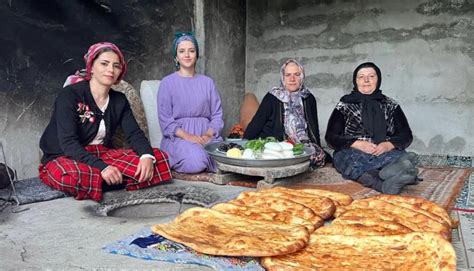 آشپزی روستایی در طبیعت گیلان طرز تهیه کره و پنیر خانگی نان بربری