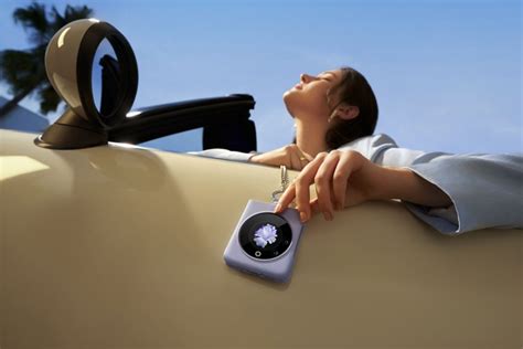 Tecno Phantom V Flip G Price Availability Gadgetmatch