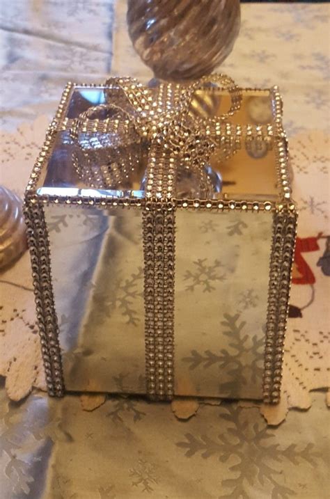 Mirrored T Box By Sandy 2018