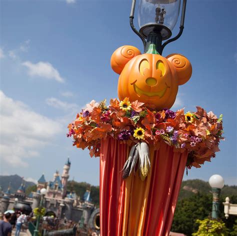 Disney World Halloween Wallpaper