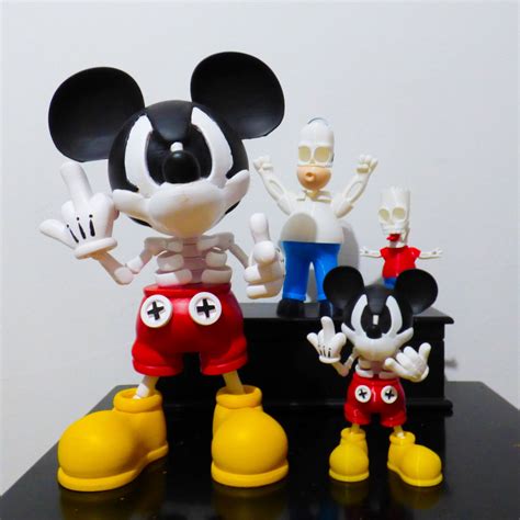 Archivo Stl Esqueleto Mickey Mouse 2 0・diseño Para Descargar Y Imprimir