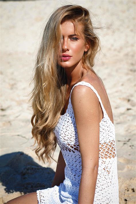 Renee Somerfield Nude Pictures Rating