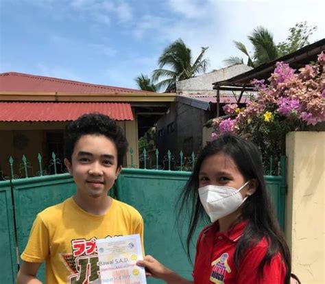 Barkada Kontra Droga Sual National High School Distribution Of Bkd Brochure