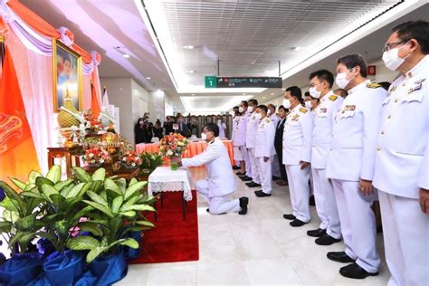 รมว อว พร้อมคณะผู้บริหาร และมหาวิทยาลัยในสังกัดลงนามถวายพระพร เจ้าฟ้าพัชรกิติยาภา ทรงหายจาก