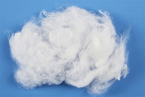 中长纤维系列 再生涤纶短纤维 江阴市华宏化纤有限公司 从事差别化、功能化涤纶短纤维及聚酯切片生产的制造企业