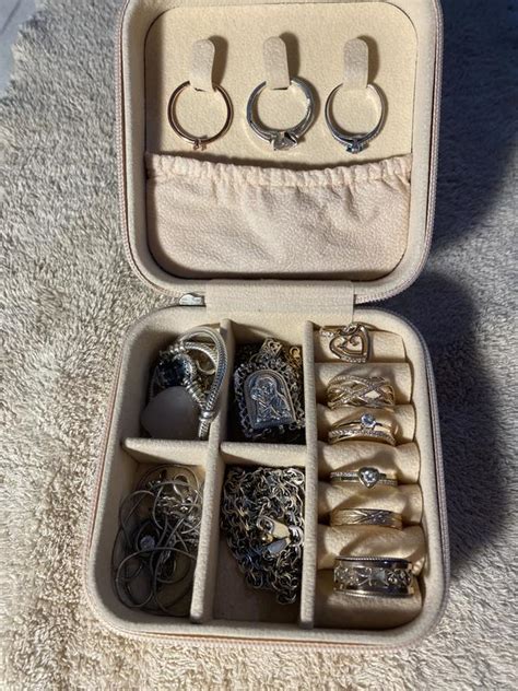 Скринька — ціна 100 грн у каталозі Скриньки Купити товари для дому та побуту за доступною ціною