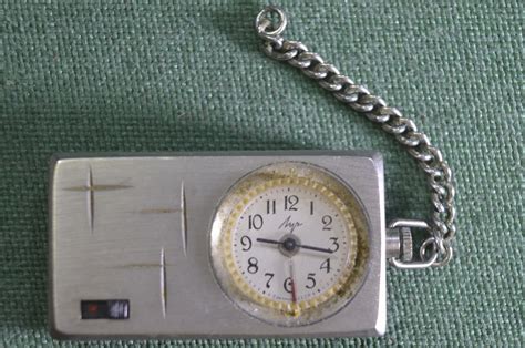 Купить Часы дорожные, брелок "Луч". Будильник. На ходу. в интернет ...