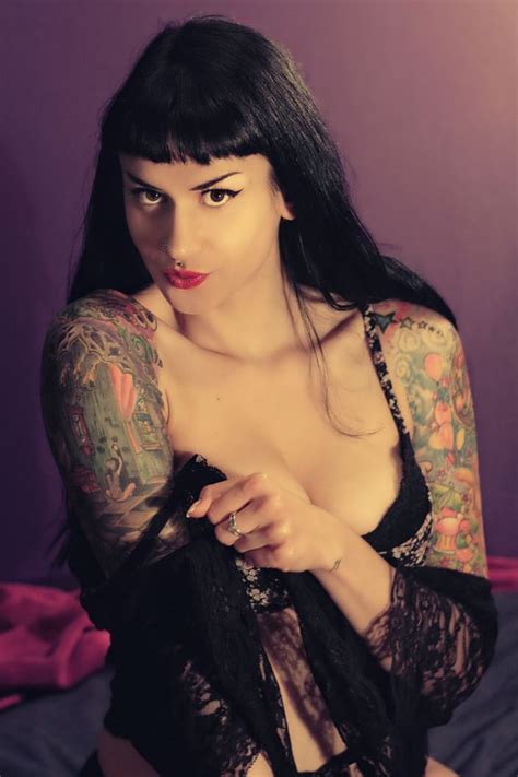 Hot Emo 10230846 Pic