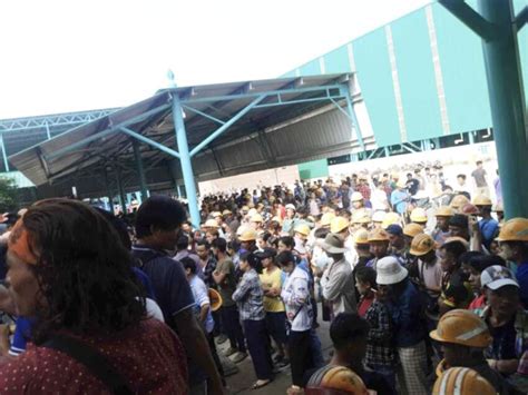 ထိုင်းနိုင်ငံ ချွန်ပူလိရှိ သံစက်ရုံတွင် လုပ်ကိုင်နေသည့် မြန်မာအလုပ်သမား ၉၂ ဦး မတရား အလုပ်ထုတ်ခံရ