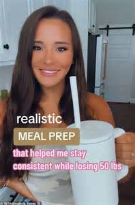 Fitness Influencer Lost 50 Pounds By Eating Loaded French Fries Bowls