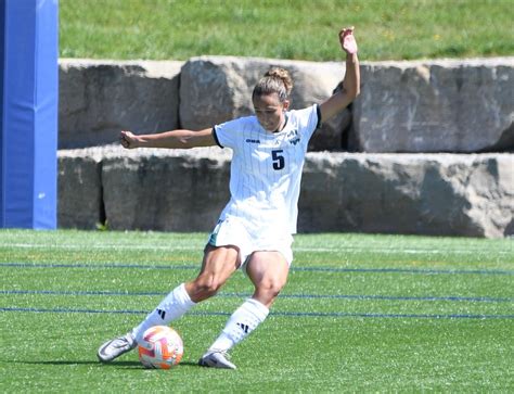 Gufc Signs Alieya Pires Re Signs Haley Ward — Guelph United F C