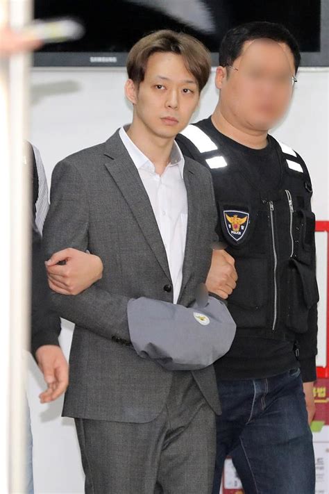 朴有天首次承认因吸毒撒谎：我要受到惩罚 对不起手机新浪网