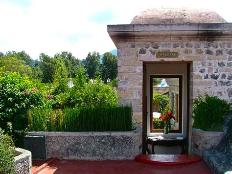 Meson Panza Verde Photo Gallery
