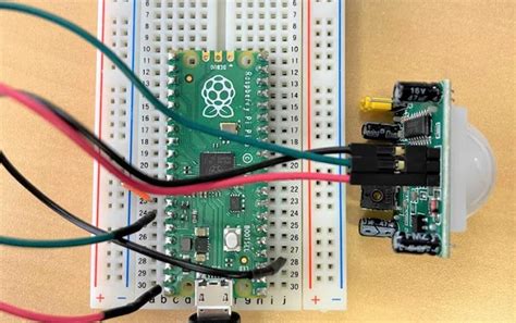 Подключаем к Raspberry Pi Pico пироэлектрический датчик движения Hc Sr501 и программируем на