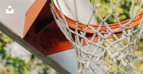 그물이있는 농구 골대 사진 Unsplash의 무료 오스틴 이미지