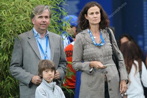 Bob Krammer Pam Shriver And Pams Son George Attend The Farmers