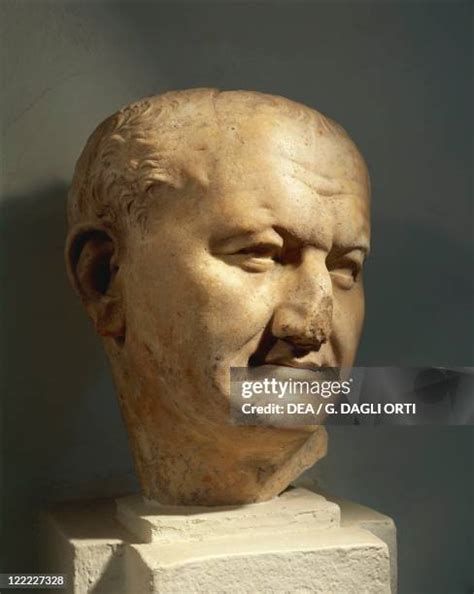Roman Emperor Titus Flavius Vespasian Photos And Premium High Res