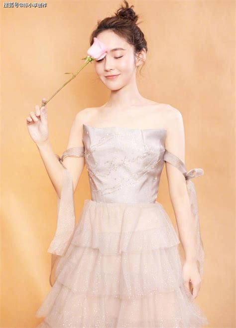大美女张佳宁时尚写真 清纯可爱 美腿修长性感 搜狐大视野 搜狐新闻