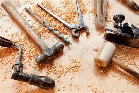 Vieux Outils De Charpentier Image Stock Image Du Outils Charpentier 33932517