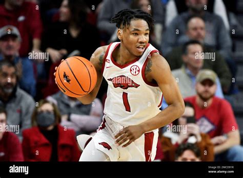 Arkansas Guard Jd Notae 1 Drives Against South Carolina During An