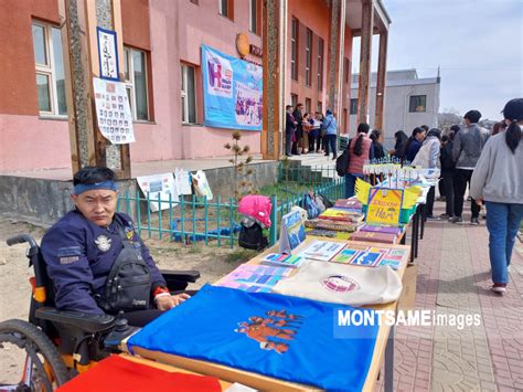 АРХАНГАЙ Номын баяраар үнэт ховор ном судрын үзэсгэлэнг дэлгэв