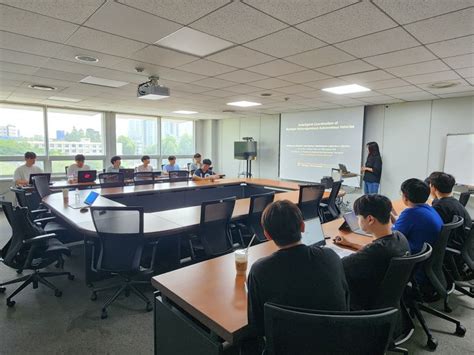 Jungyun Bae On Linkedin I Had A Seminar At Korea University It Was So Nice To Be Back And Happy