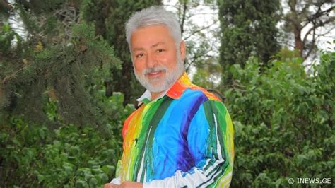 დღეს ის ტელევიზიაში მუშაობს და არ იცის რომ მისმა მამამ მოკლა ჩემი მამა…“ გია ჯაჯანიძე Inews