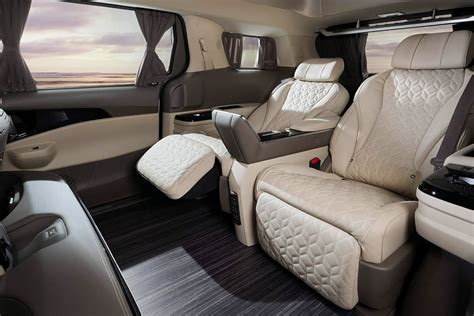 기아 카니발 하이브리드 하이리무진 판매 시작 풀패키지 가격은 1억 360만 원